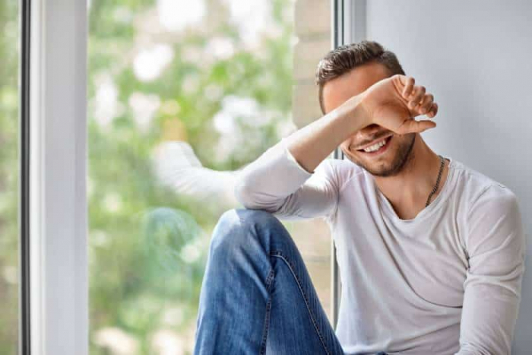 Top 10 Obvious Signs A Man Is Attracted To You