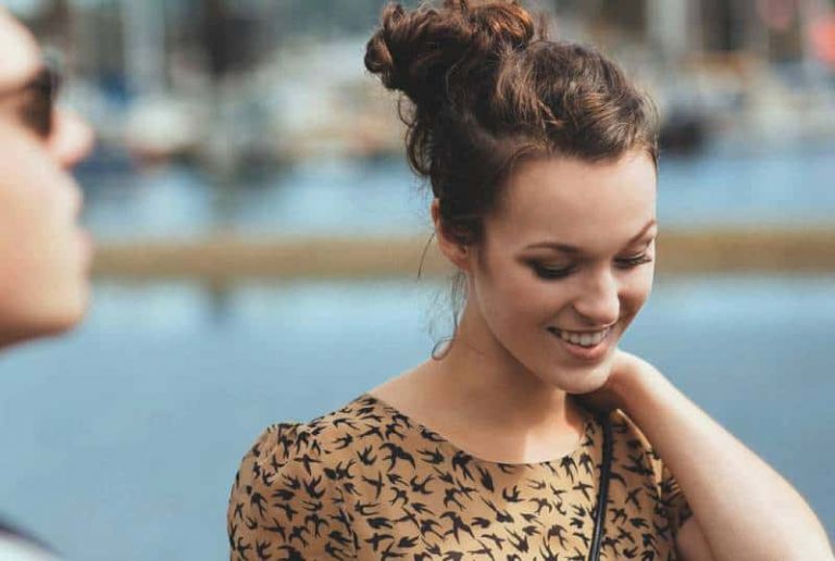 15 Types Of Smiles (And What They Actually Mean)