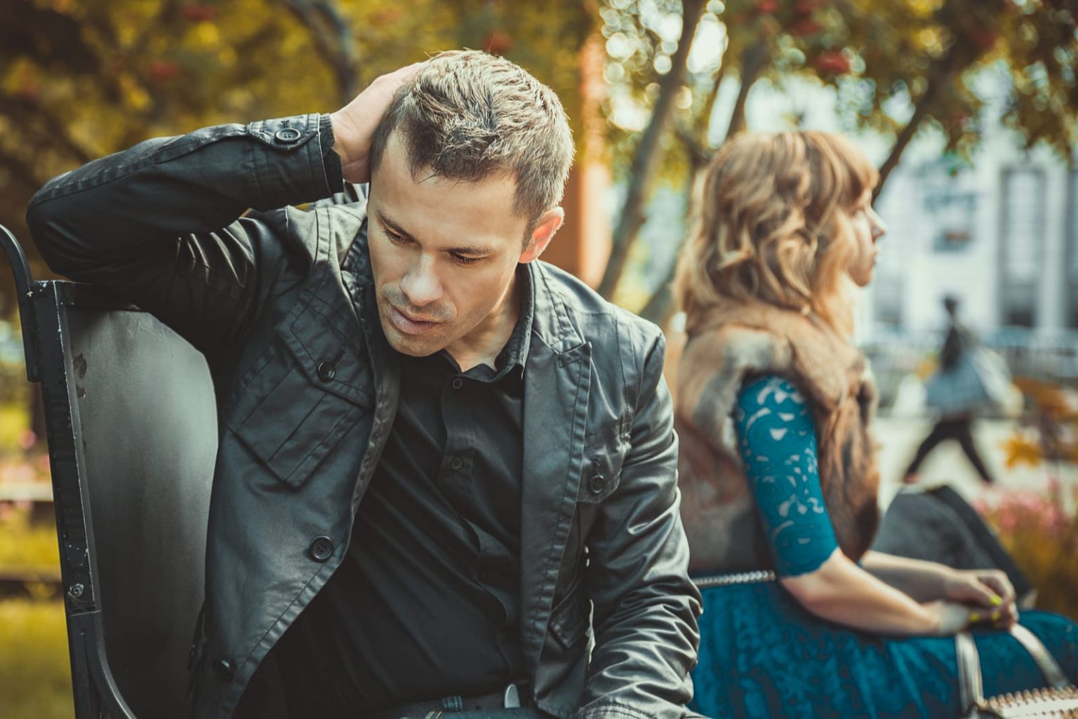 5 Devious Signs Of Manipulative Behavior In A Relationship