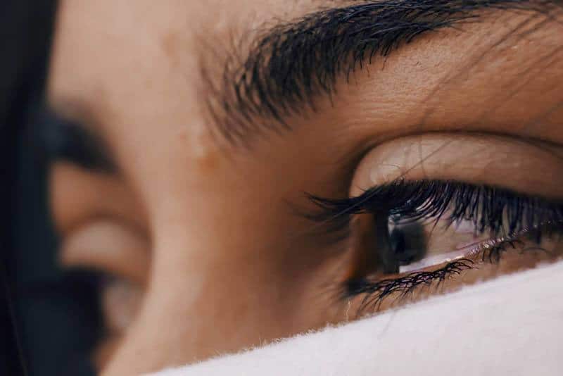 How To Get Over An Ex For Good And Move On (16 Powerful Steps)