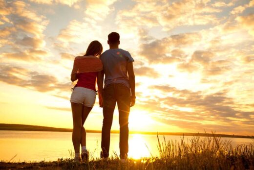 6 Reasons Why You Can't Be 'Just Friends' With Someone You Once Loved