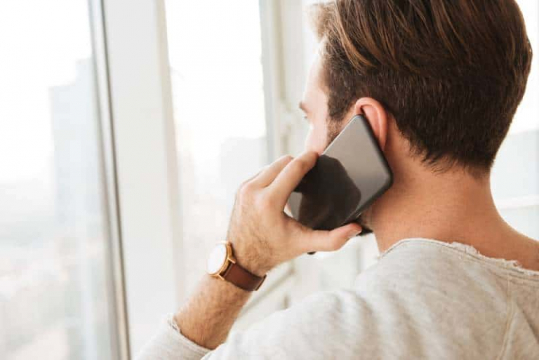 8 Warning Signs You Are Dealing With An Emotionally Unstable Man