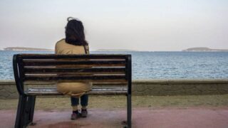 8 Clear Signs You're Being Strung Along By A Player