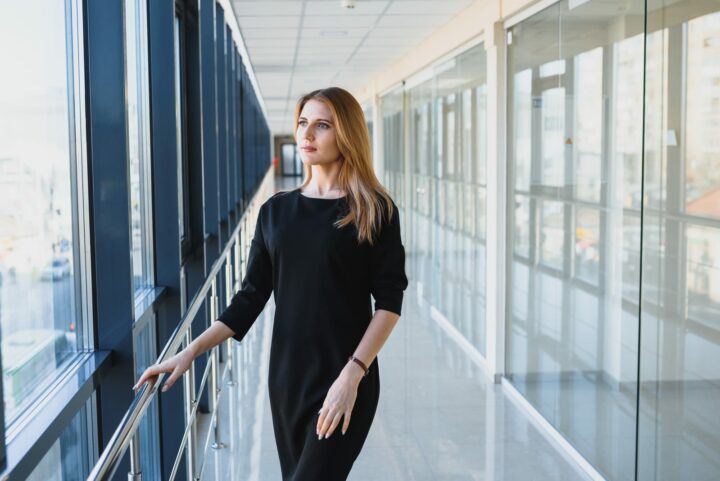 Are You a Sapiophile? 10 Characteristics Of Someone Who Is Into Wit