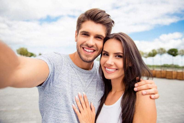 How To Be A Good Girlfriend: Raise The Bar With These 20 Simple Tricks!