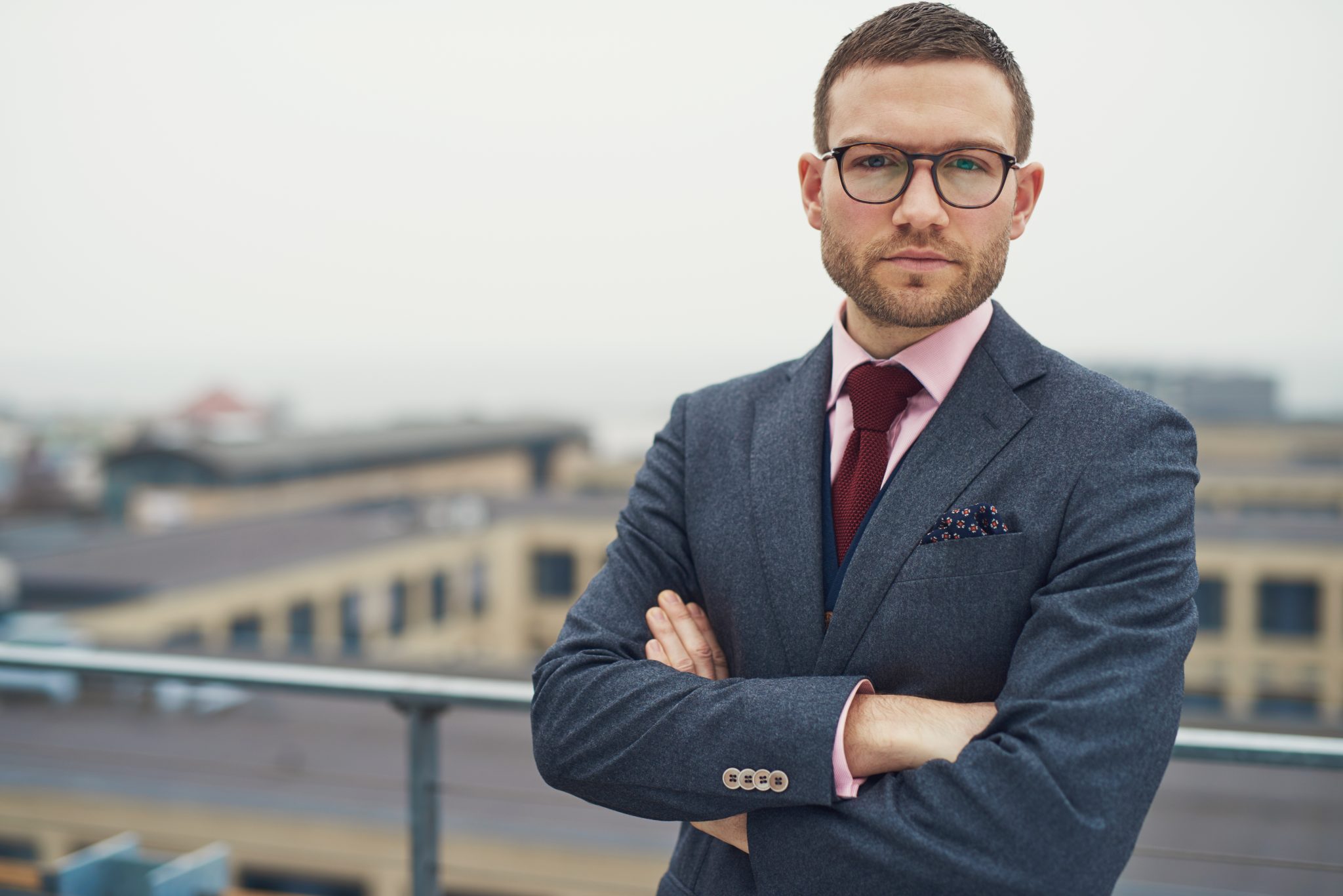 8 Most Common Mixed Signals Guys Send And Their Meaning