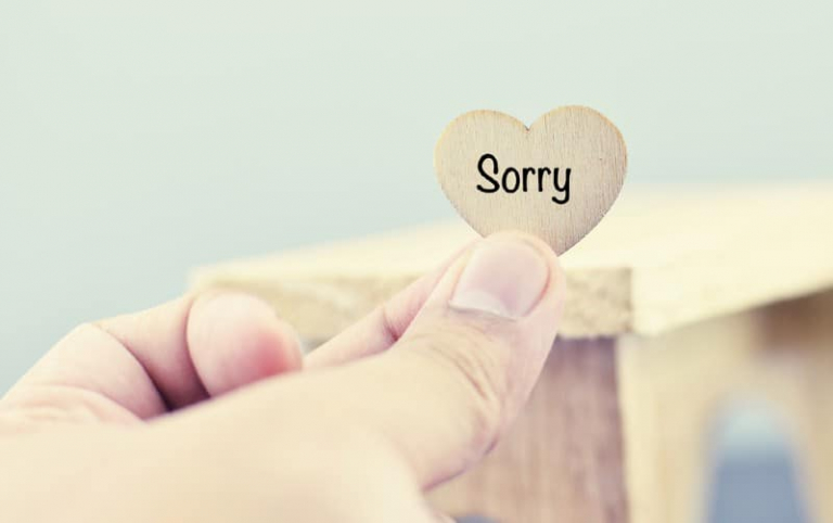 Romantic Sorry Messages For Boyfriend: 120+ Lines To Win Him Back