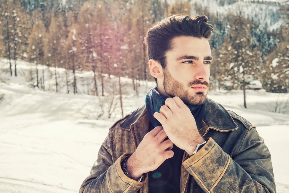 7 Signs He Is Nothing But A Player