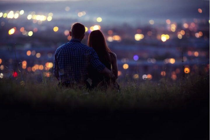 Telepathy In Love & 12 Powerful Signs Of Telepathic Connection