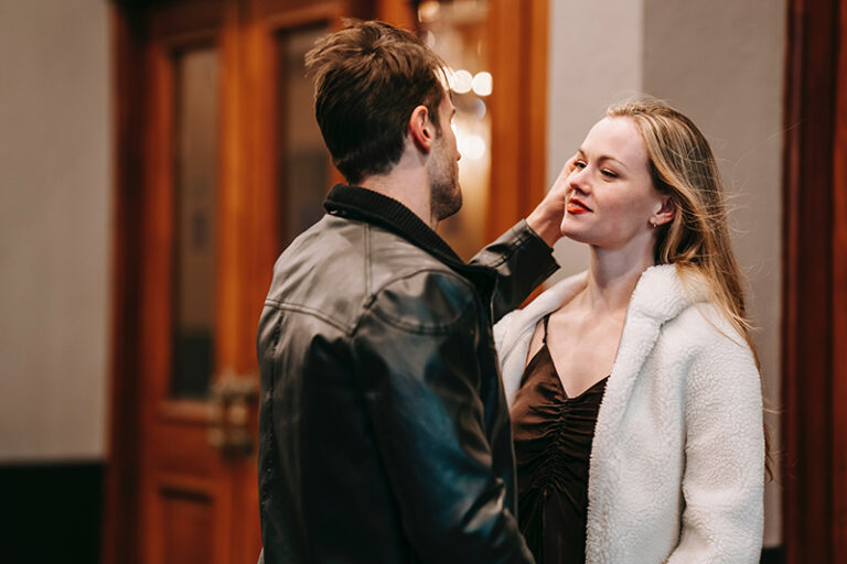 The Complete Guide To Dating An Alpha Male