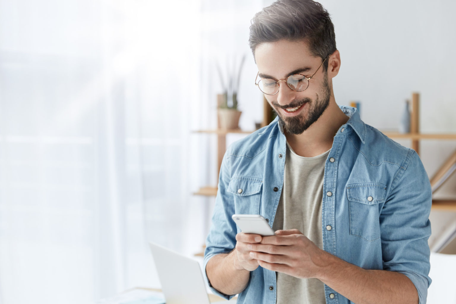 My Boyfriend’s Snapchat Score Keeps Going Up: 6 Sneaky Reasons Why