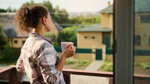 How To Make Your Neighbors Move: 27 Brilliant Ideas