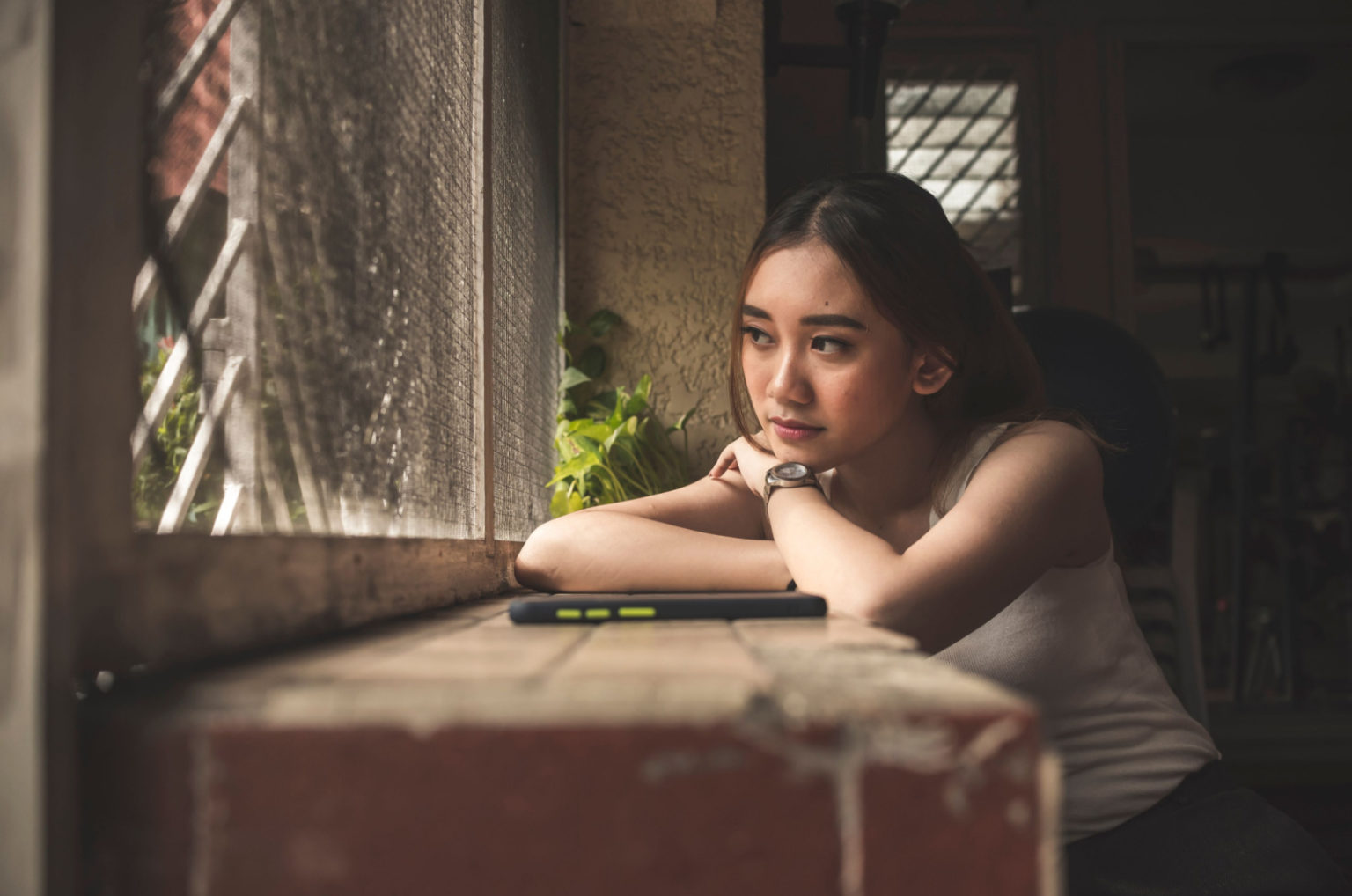 Why Is My Friend Ignoring Me? 20 Reasons And Solutions