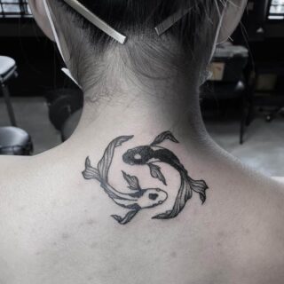 38 Beautiful And Classy Back Tattoo Ideas For Women