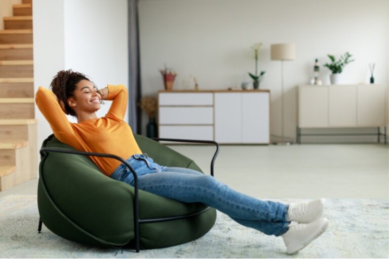 15 Hilarious (And Totally Valid) Reasons Being Single Beats Marriage