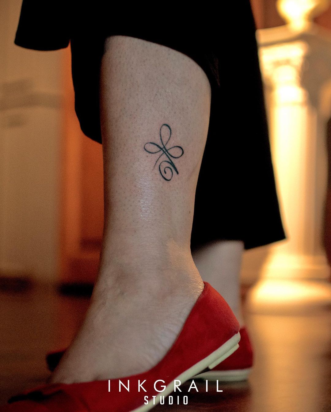 26 Inspiring Strength Tattoos That Are All About Empowerment And Inner ...