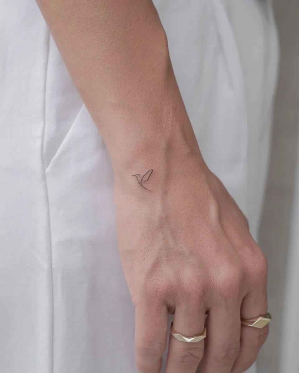 22 Cool And Powerful Small Tattoos With Deep Meaning