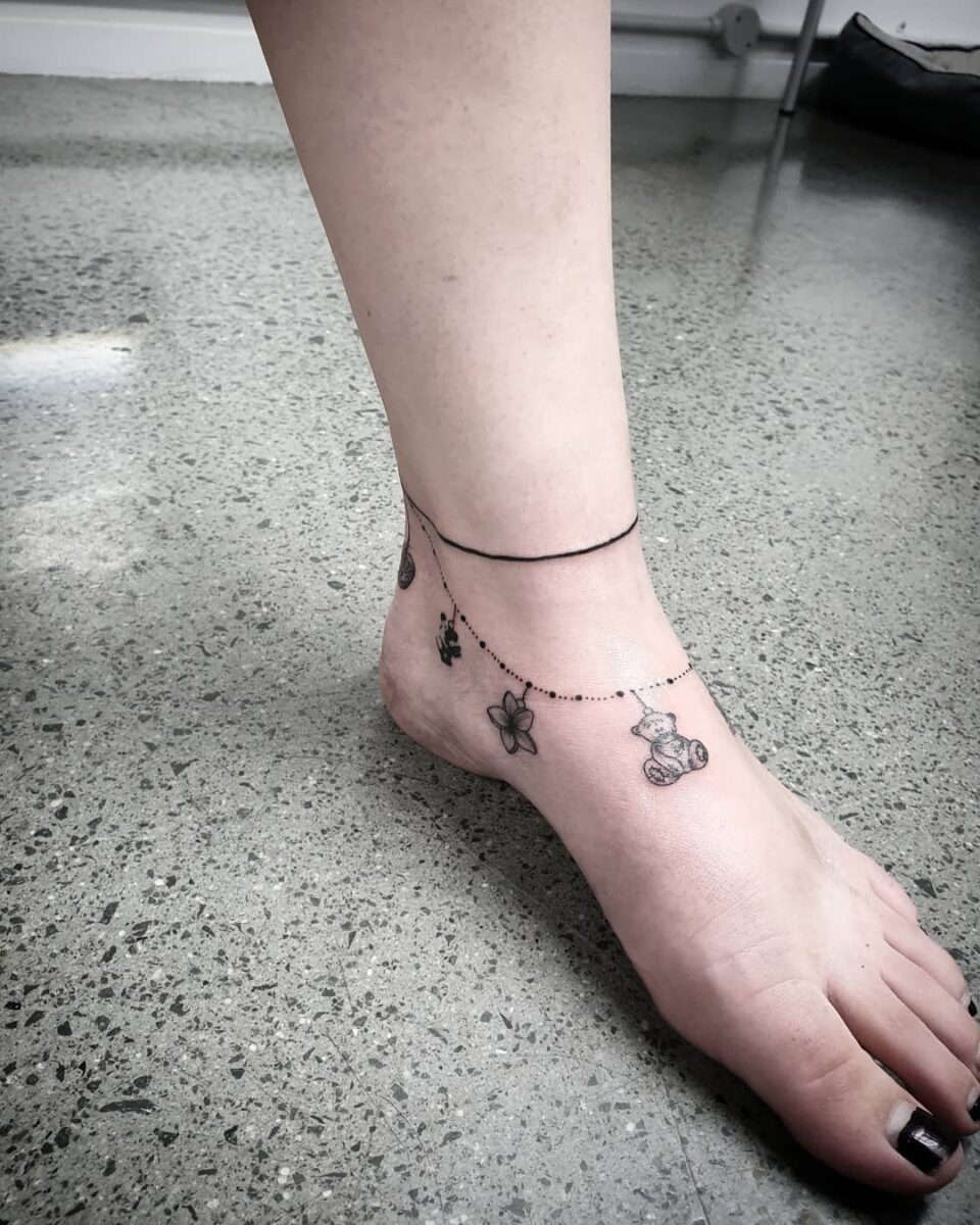 22 Charm Anklet Tattoos That Will Add Gracefulness To Every Step You Take
