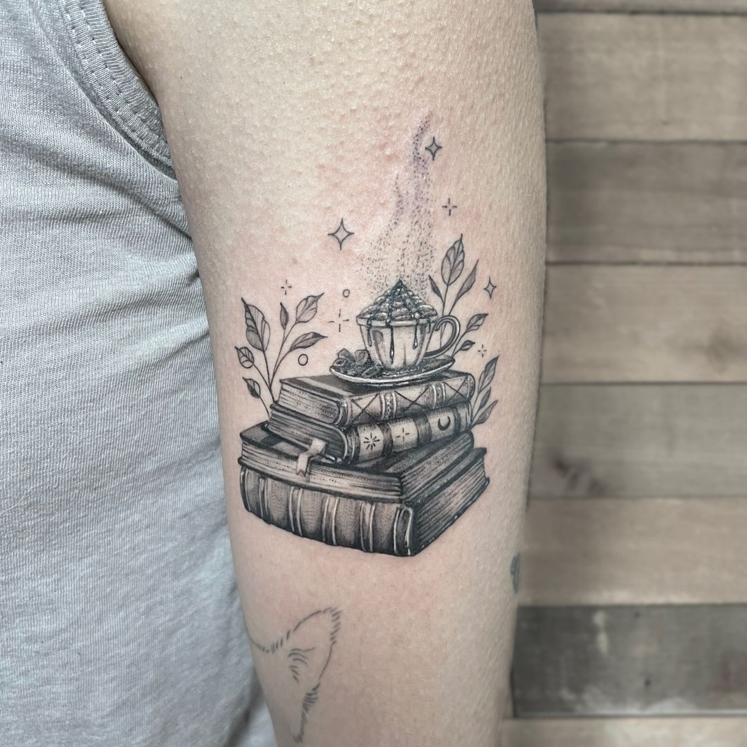 22 Book Lover Tattoo Ideas to Wear Your Literary Passion Like a True ...