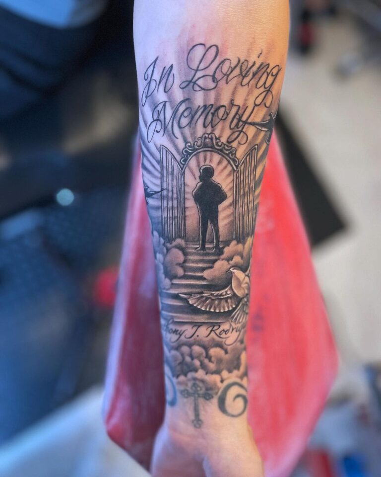24 Touching And Meaningful Memorial Tattoos Ideas