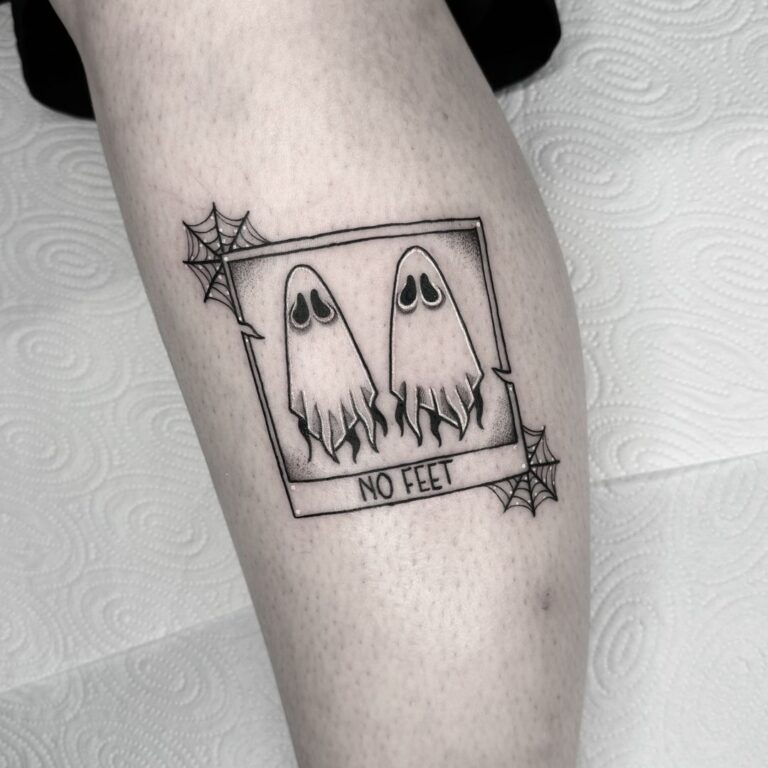 22 Spooky But Incredibly Adorable Mini Ghost Tattoos