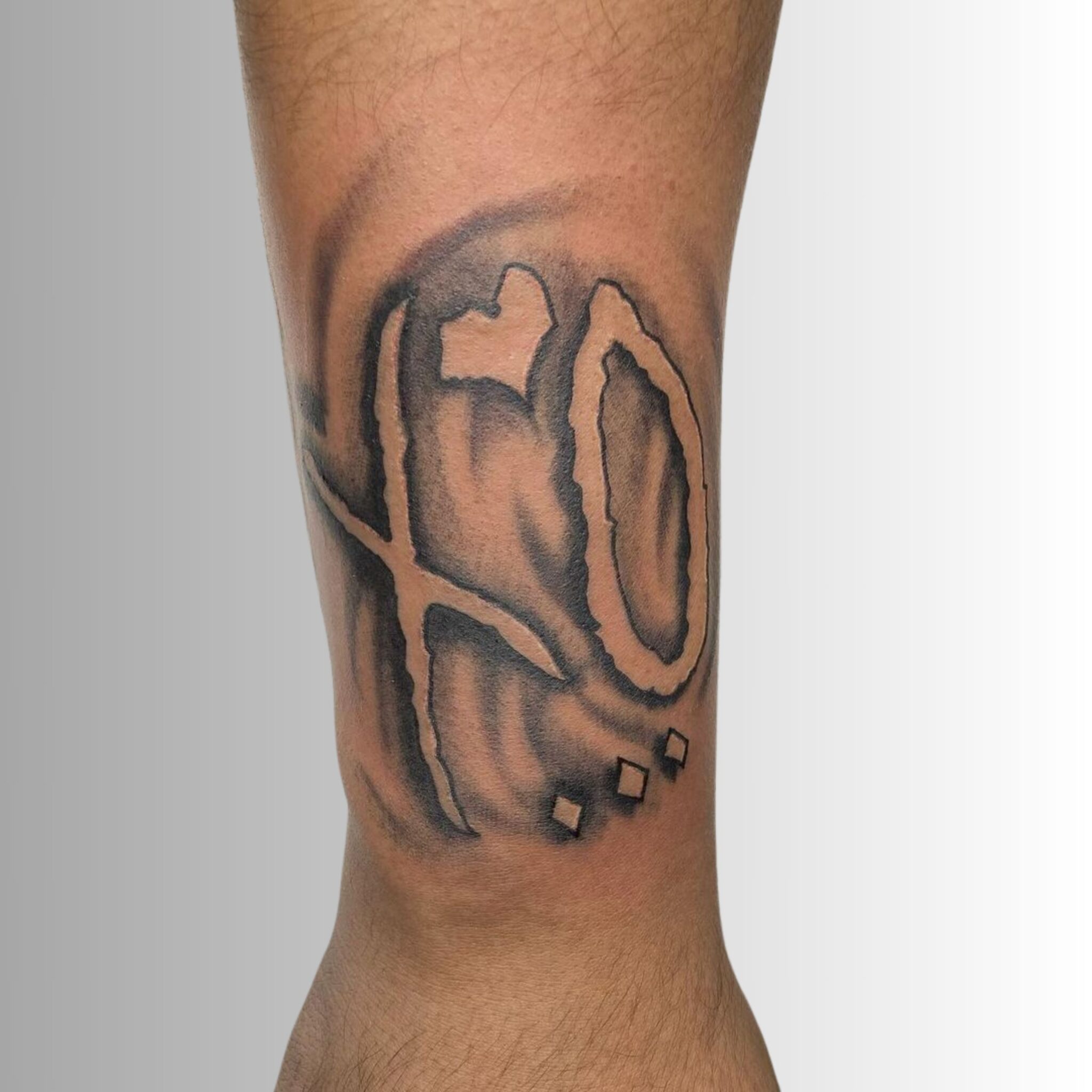 27 Trendy & Cute XO Tattoos To Mark Your Skin With