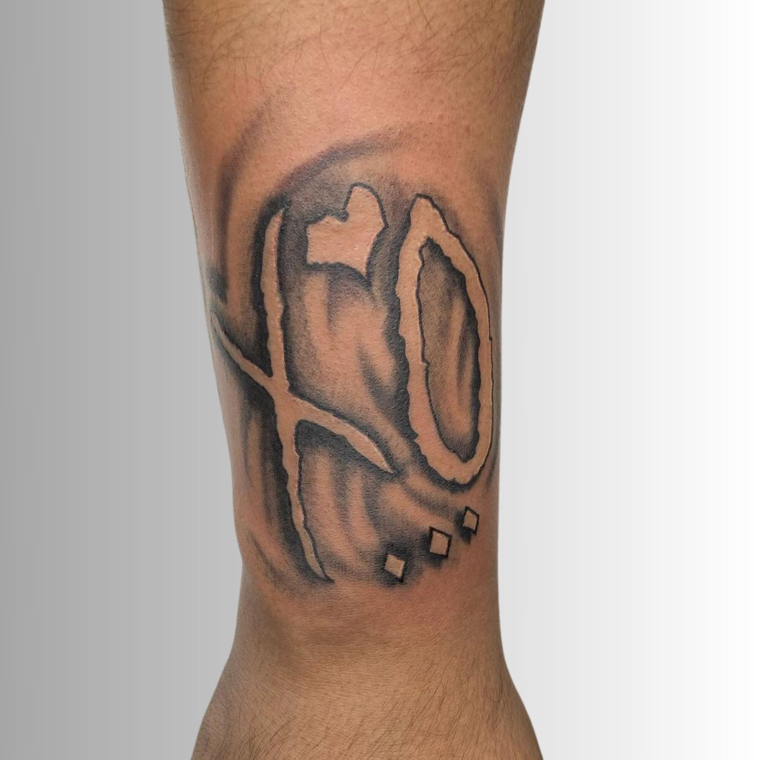 27 Trendy & Cute XO Tattoos To Mark Your Skin With