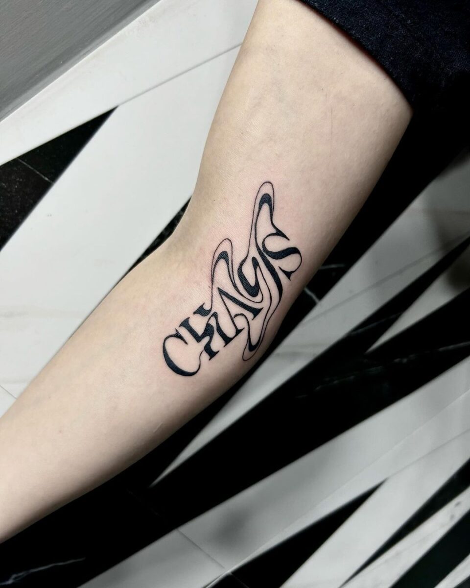 22 Amazing Tattoo Lettering Designs For Those Who Love "Wordy" Inks