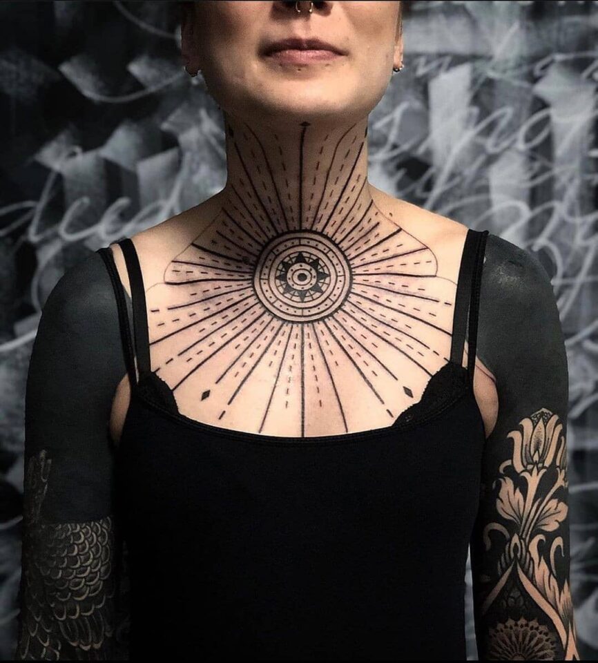 21 Beautiful Tattoos For Your Chest And Neck – The Weekender Pk