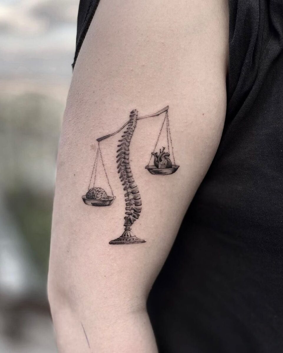 24 Stunning Micro Realism Tattoos That Look So Lifelike