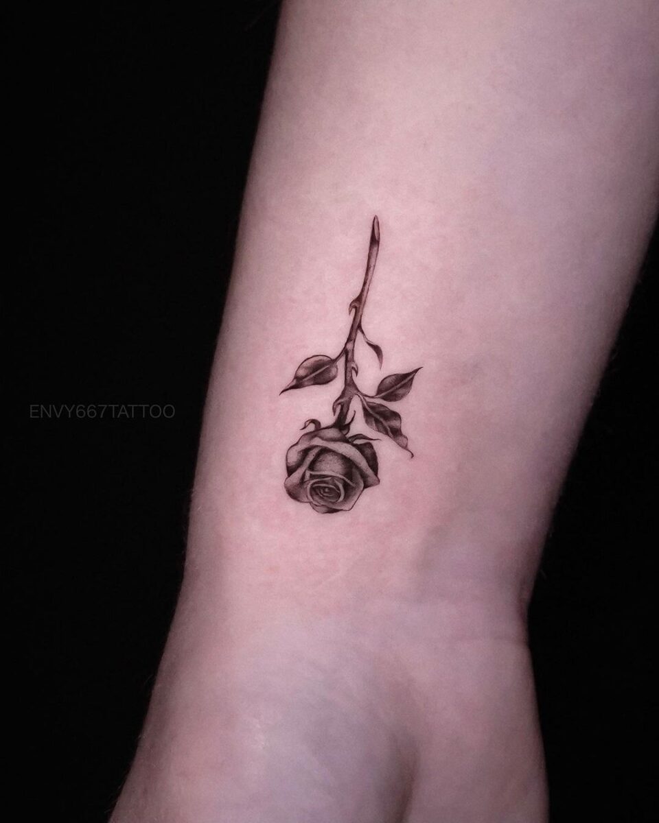 24 Stunning Micro Realism Tattoos That Look So Lifelike