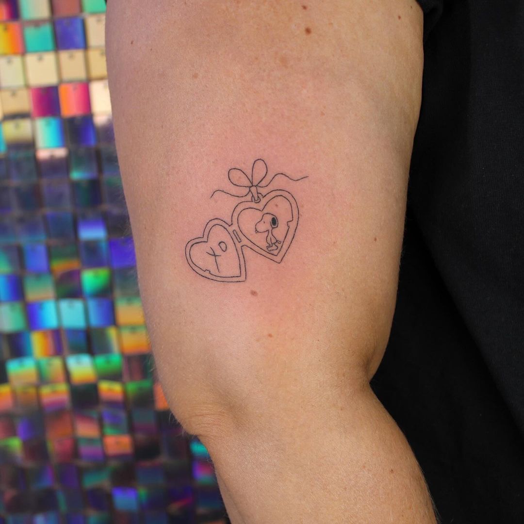 27 Trendy & Cute XO Tattoos To Mark Your Skin With