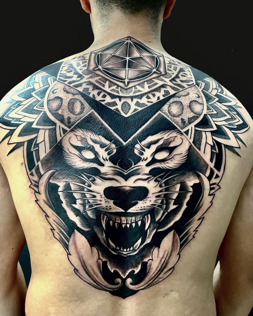 14 Incredible Big Tattoos That'll Make You Stand Out Among Others