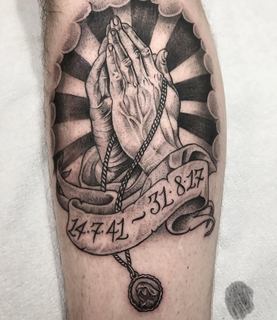 12 Chicano Style Tattoos That Look Bold & Carry A Deep Meaning