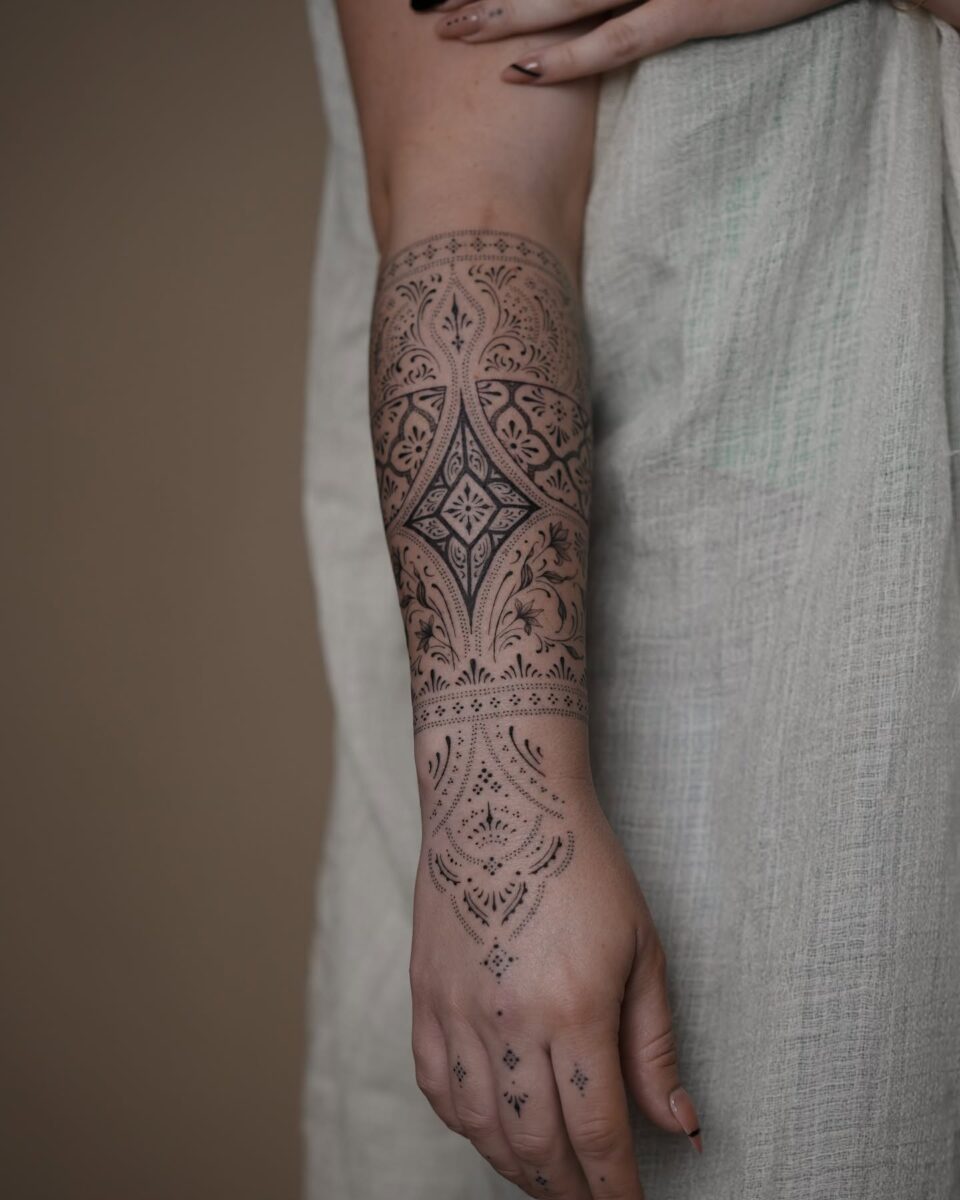 14 Super Cool Arm Tattoos That'll Get You Tons Of Compliments