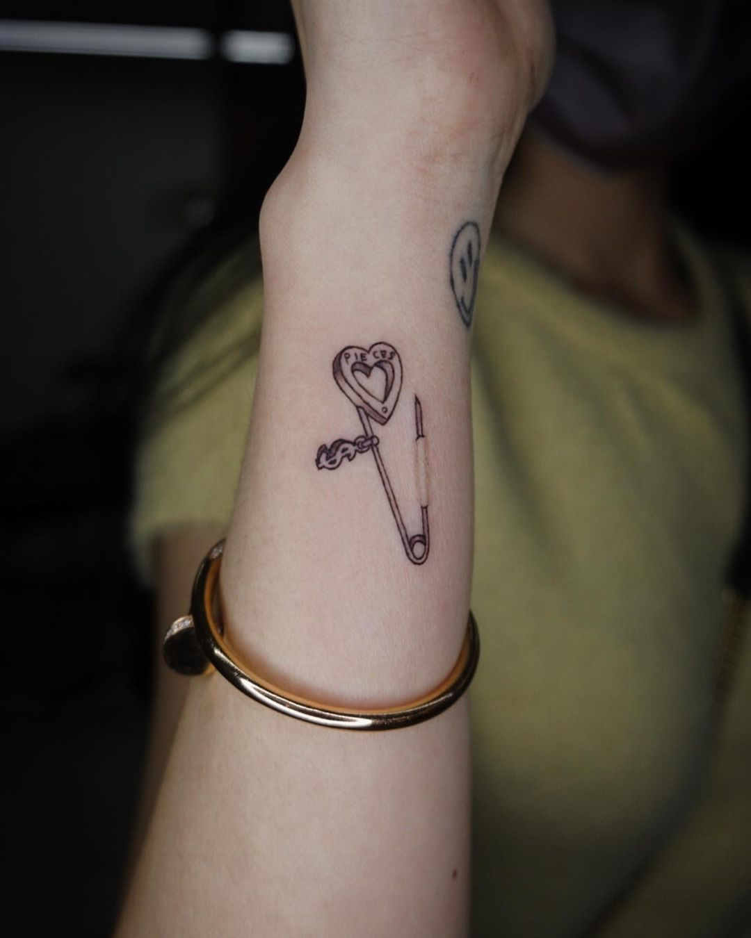 15 Bold And Edgy Safety Pin Tattoos For Rebellious Souls