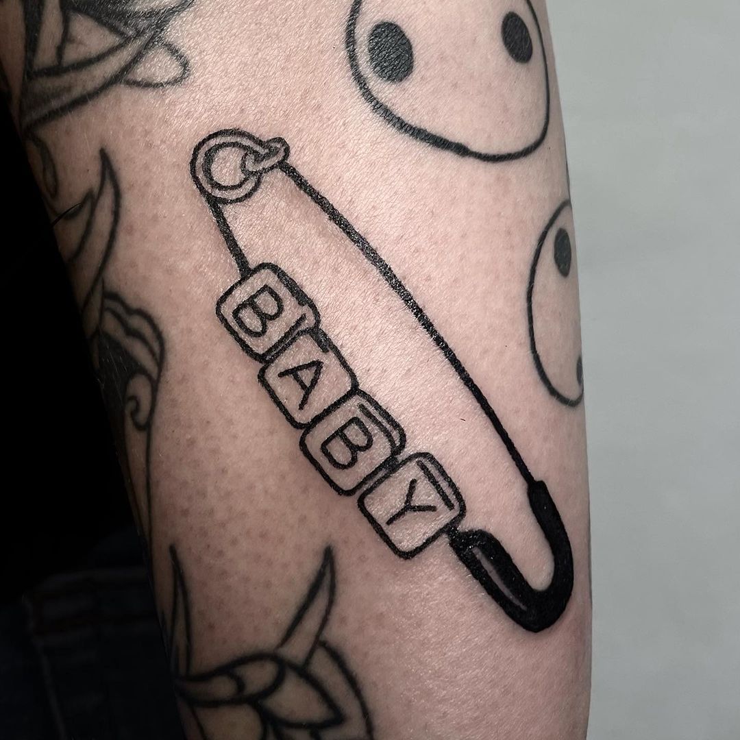 15 Bold And Edgy Safety Pin Tattoos For Rebellious Souls