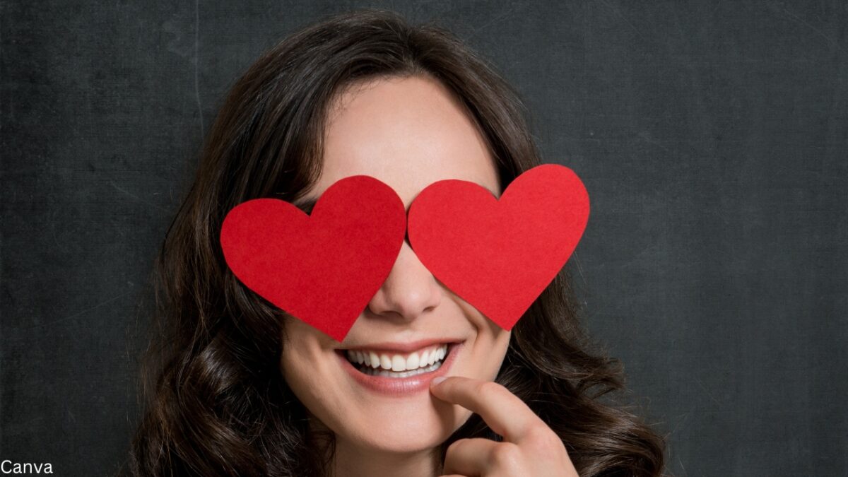 12 Zodiac Women And How Each One Shows She's In Love