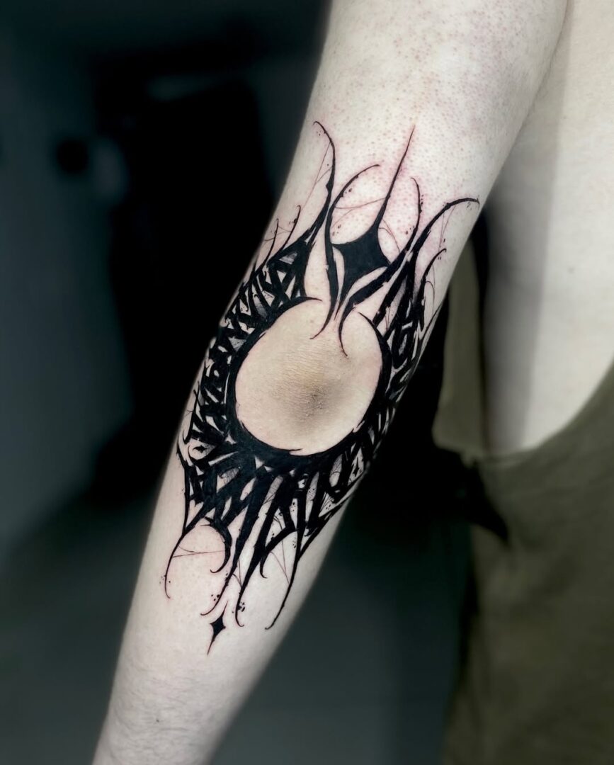 13 Amazing Dark Tattoos That Are Really Creepy