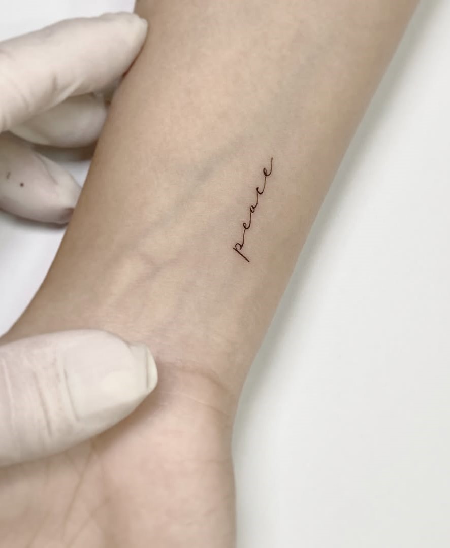 13 Delicate Small Word Tattoos With Big Meanings