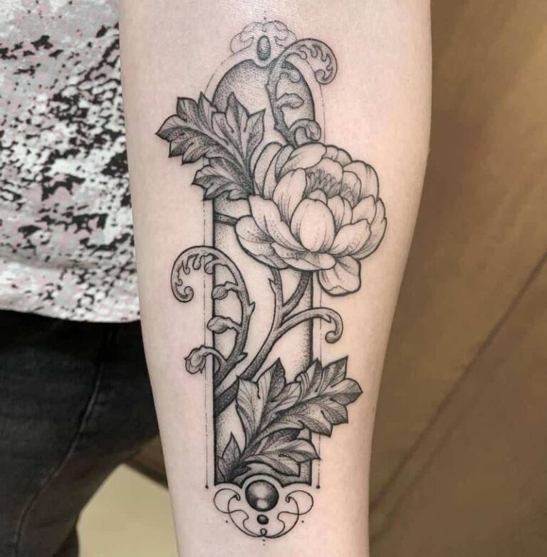 19 Fabulous Frame Tattoos That Incredibly Shape Your Ink Story