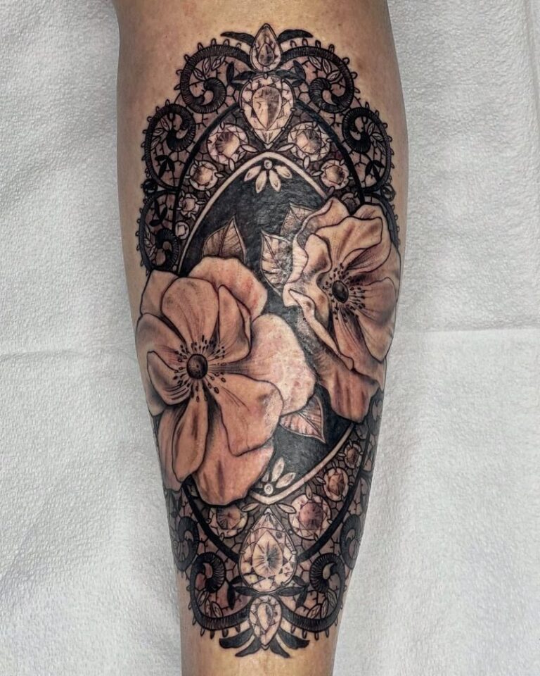 15 Chic Lace Tattoos You'll Be Excited To Show Off