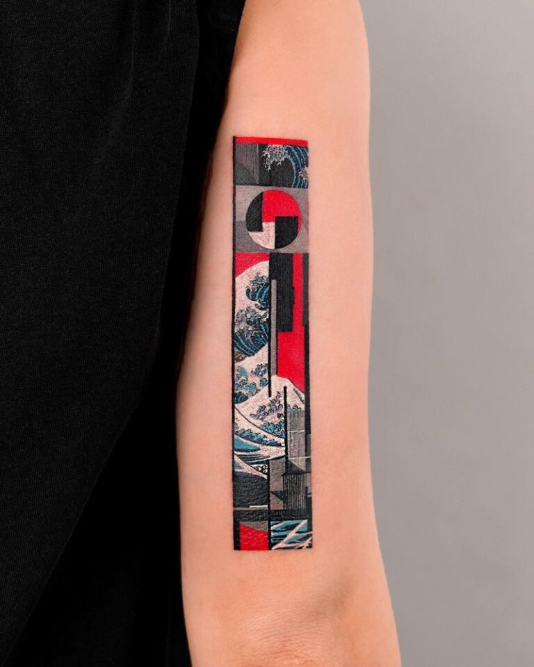 19 Fabulous Frame Tattoos That Incredibly Shape Your Ink Story
