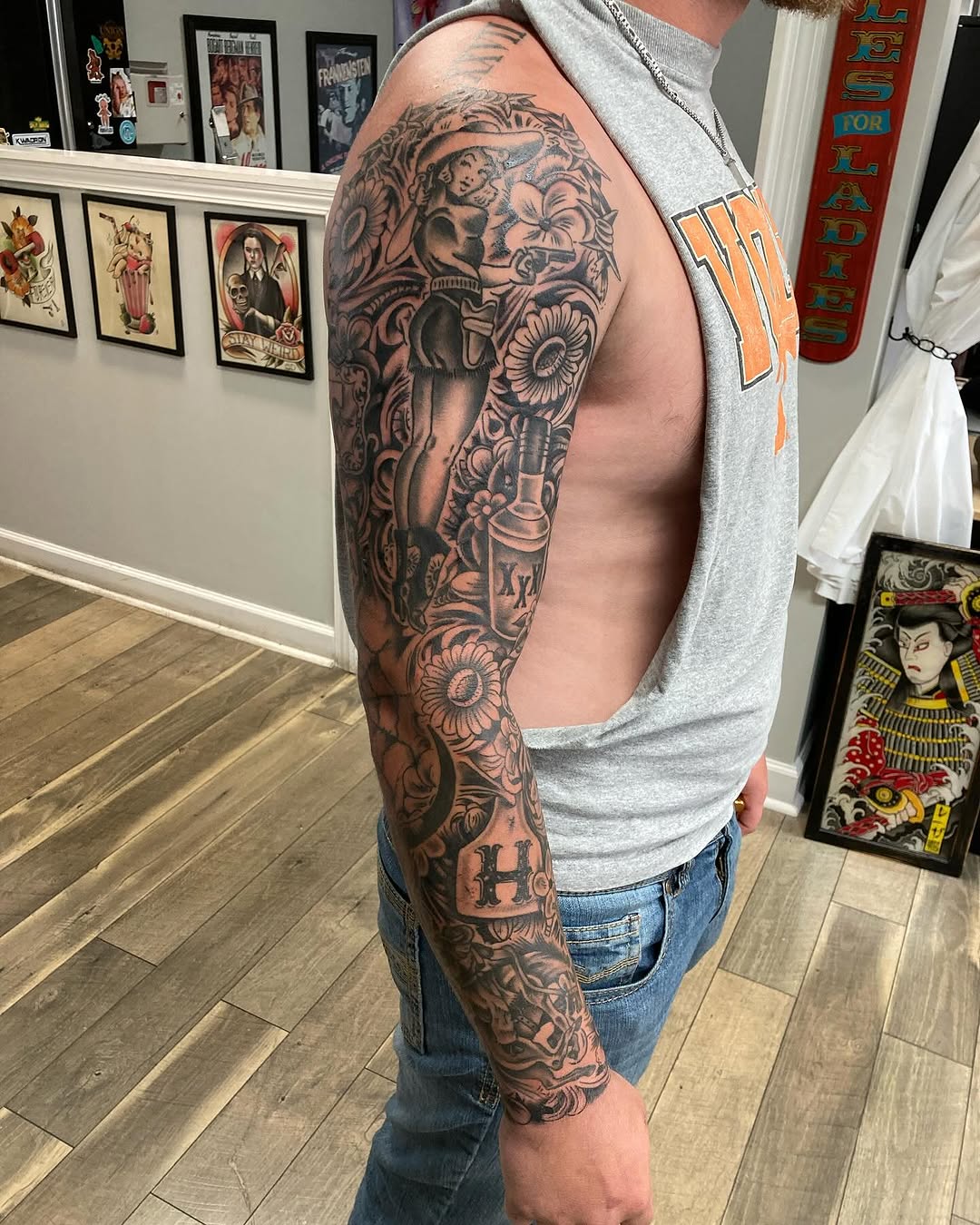 11 Stunning Leatherwork Tattoos That Masterfully Mimic Textured Art