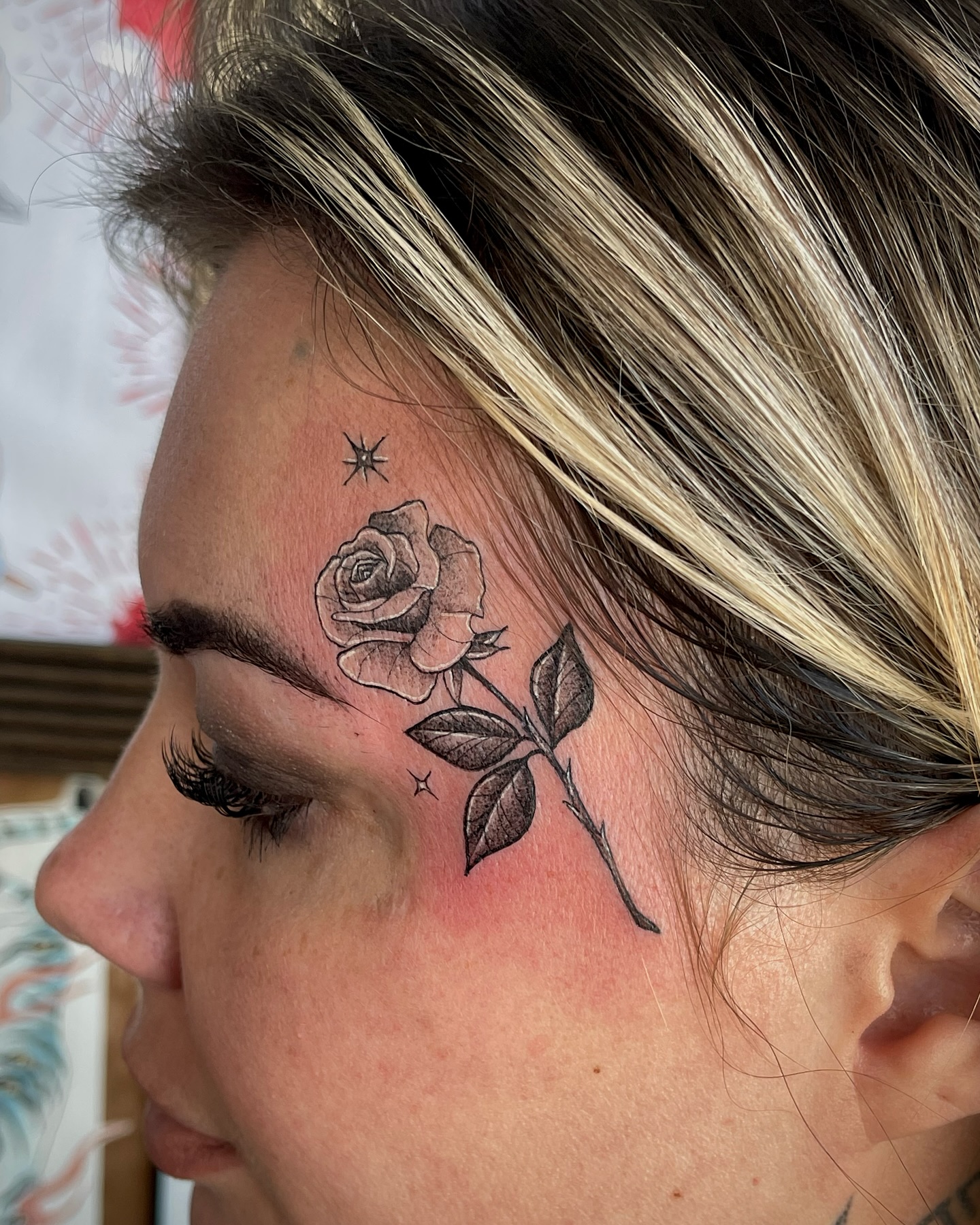 15 Cool Face Tattoos For Those Who Dare To Stand Out