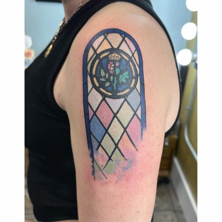 19 Fabulous Frame Tattoos That Incredibly Shape Your Ink Story