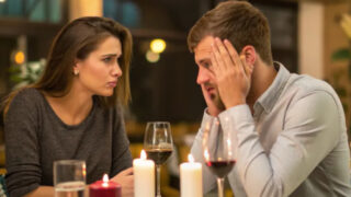 26 Red Flags Men Spot On Dates That Signal Trouble