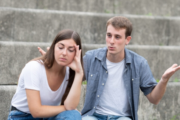 37 Manipulative Phrases You Should Watch Out For