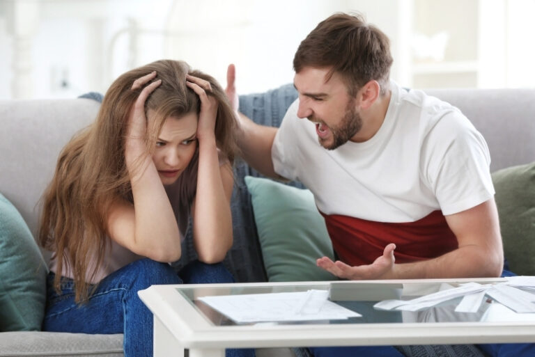 38 Manipulative Questions People Use To Control The Conversation