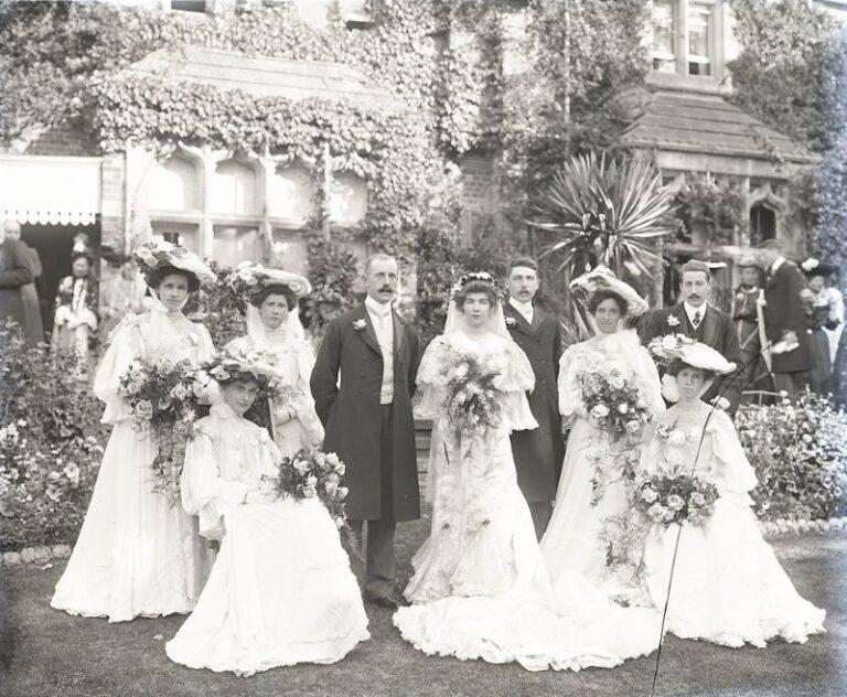 32 Rare and Romantic Vintage Wedding Photos from Days Gone By You Have ...